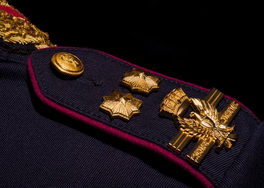 Polizia Di Stato Ecco I Nuovi Distintivi Di Qualifica Foto Sky Tg