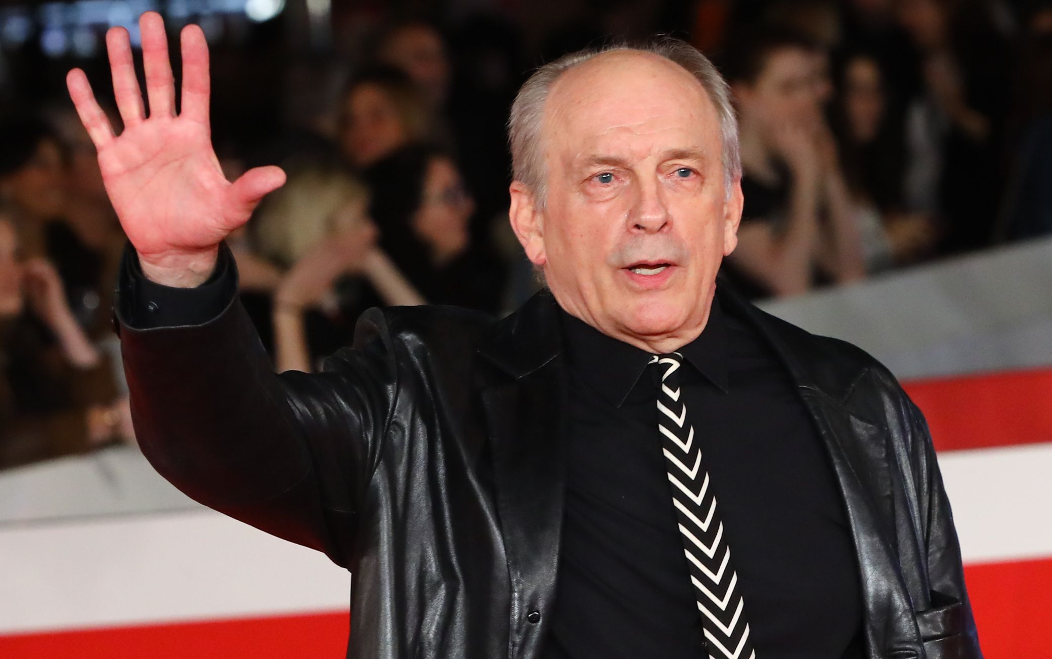 Mike, gli attori del cast della miniserie sulla vita di Mike Bongiorno ...