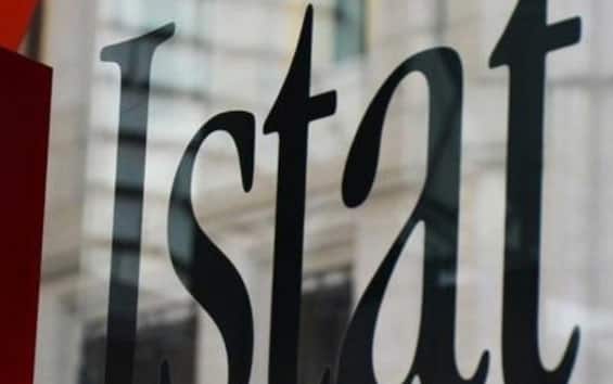 Pil, -0,1% nel secondo trimestre: +0,4% su base annuale. I dati Istat ...