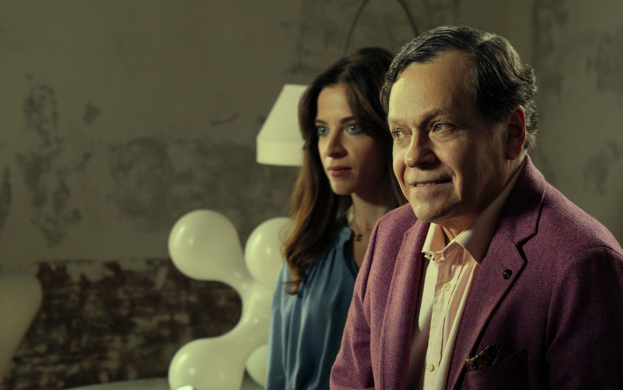 Mica è colpa mia, il cast della commedia romantica che ha conquistato Netflix | Sky TG24