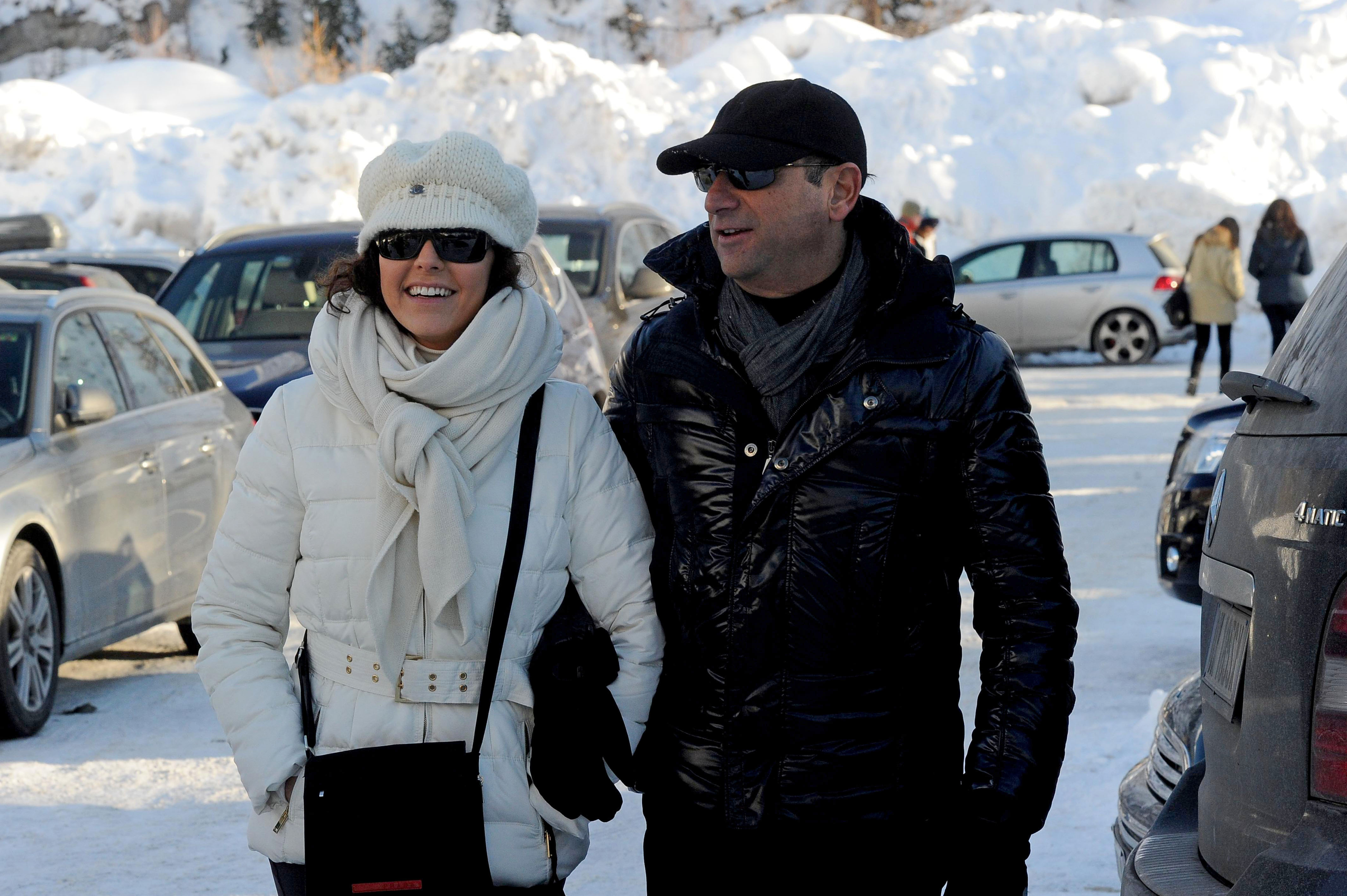 Title SEO: Carlo Conti, chi è la moglie Francesca Vaccaro | Sky TG24