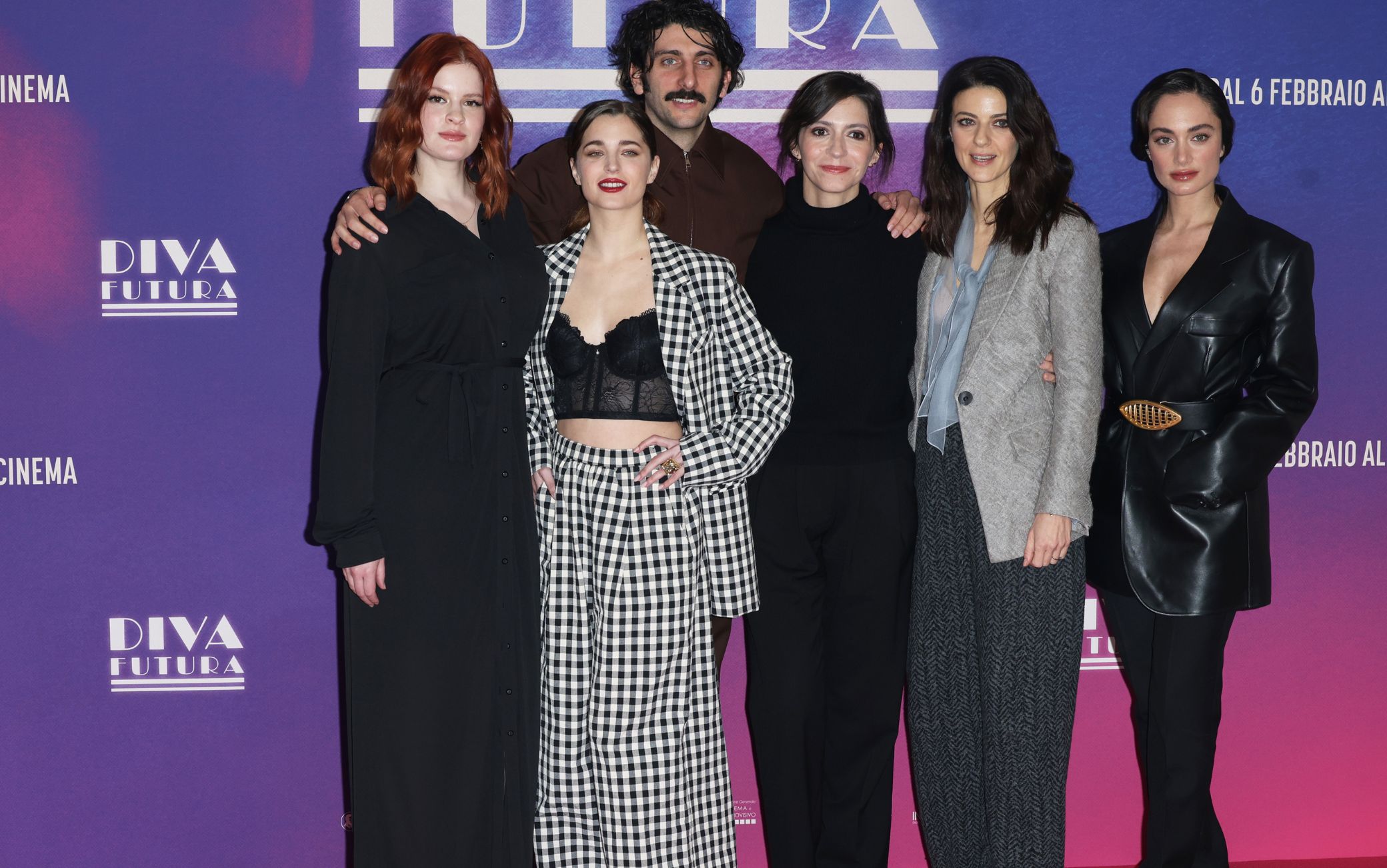 Diva Futura, gli attori del cast del film a confronto con i personaggi ...