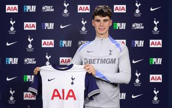 Calciomercato 2024, gli acquisti ufficiali all'estero | Sky Sport