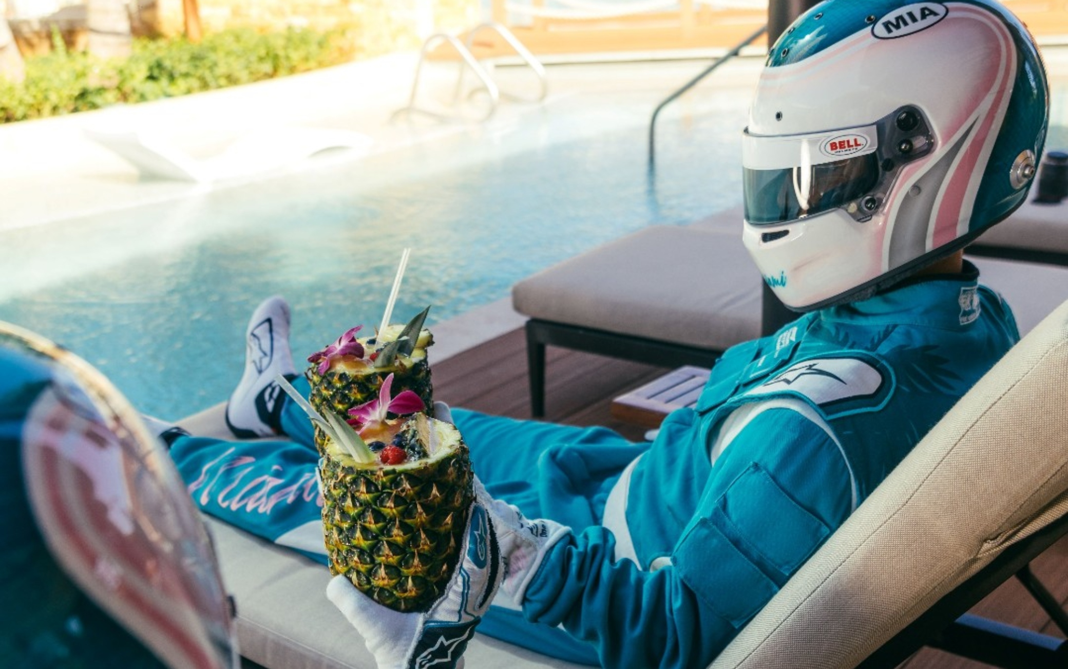 F1, dalla monoposto acqua a strani costumi al GP Miami. Foto | Sky Sport