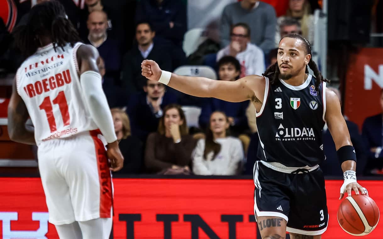 Serie A Basket, Varese-Bologna 77-83: highlights | Sky Sport