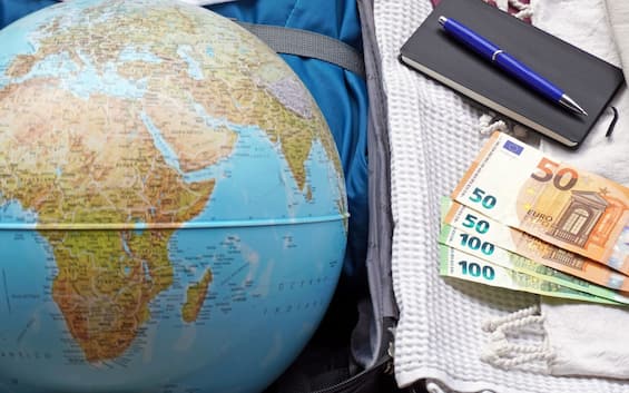 Voli aerei, i trucchi di Expedia per risparmiare al momento della ...