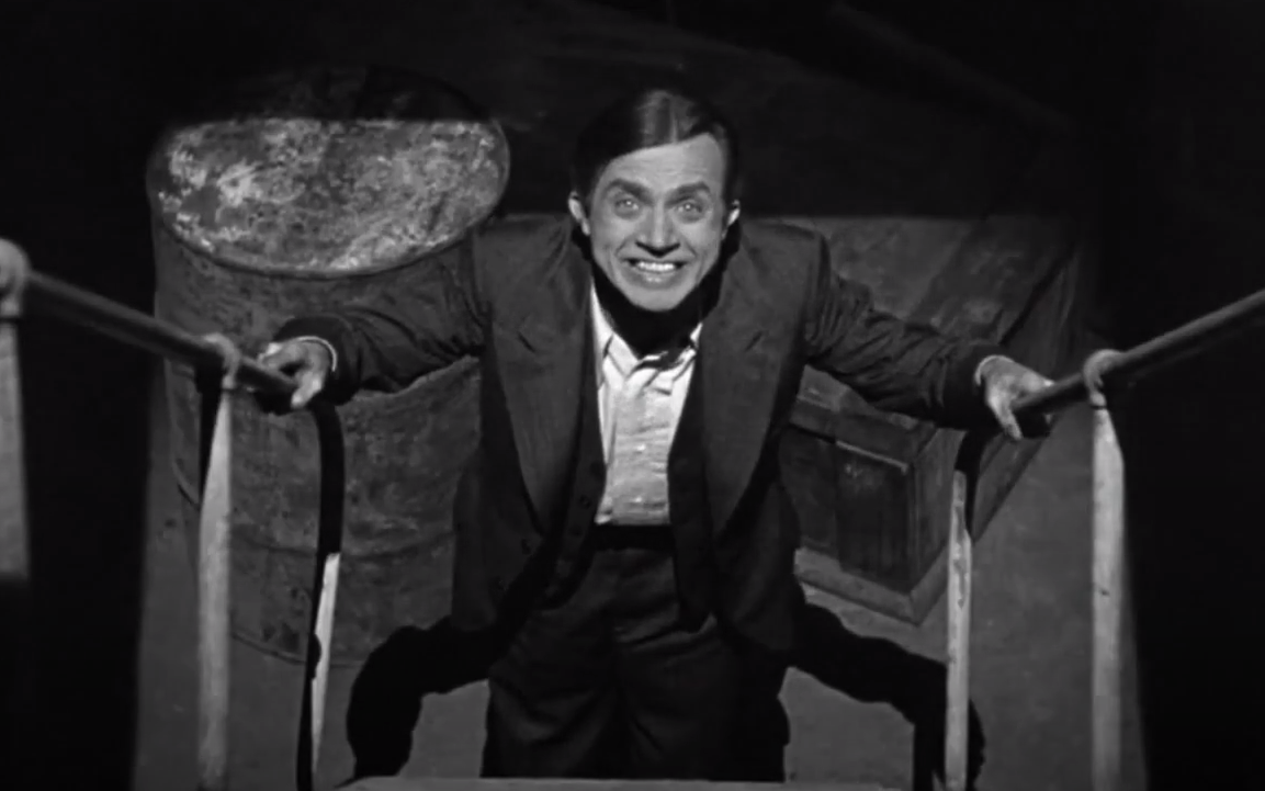 Tutti i film con Renfield, l’assistente di Dracula | Sky TG24