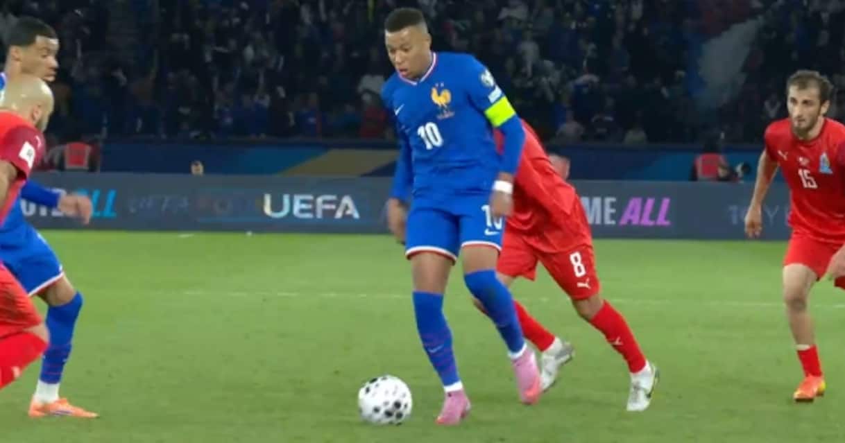 Mbappé, che gol in Francia Azerbaijan: difensori saltati come birilli! VIDEO | Sky Sport