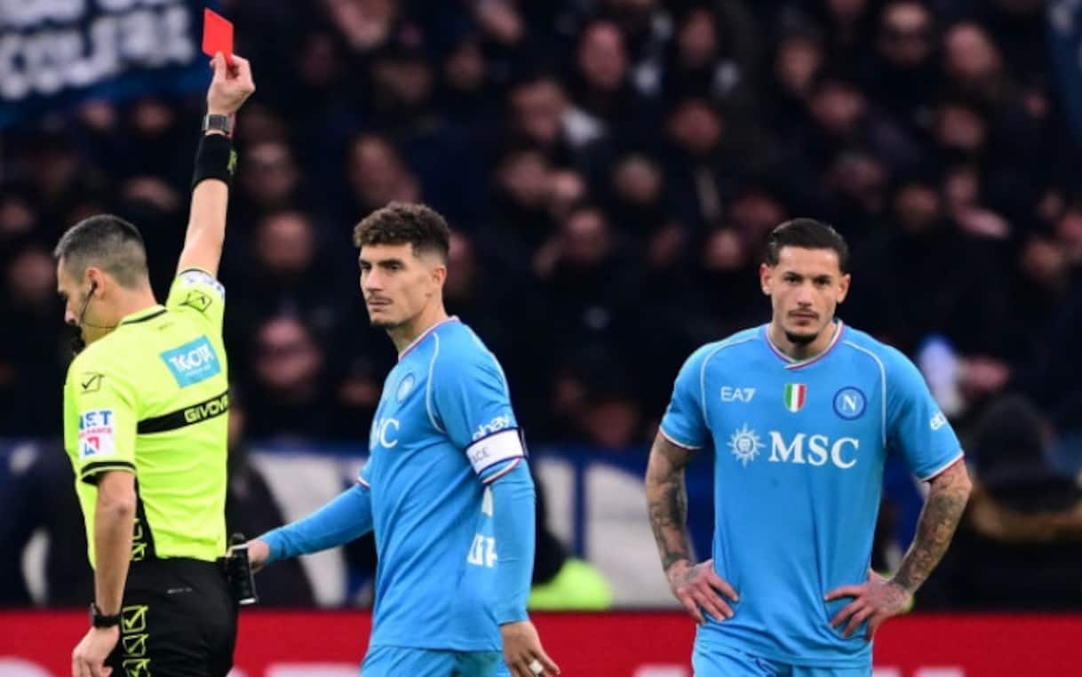 Mazzocchi, espulsione in Torino Napoli dopo 5' dal debutto. VIDEO | Sky ...