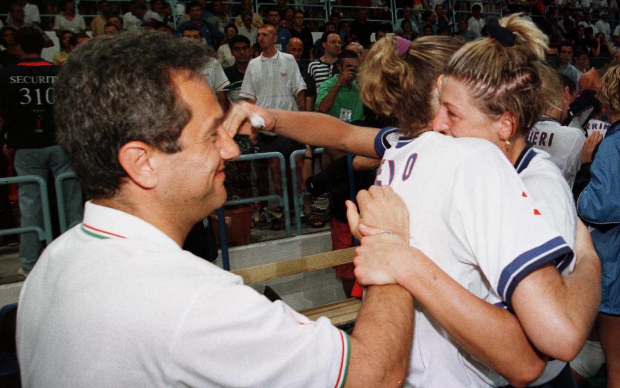 Julio Velasco, chi è il ct dell'Italia del volley femminile campione ...