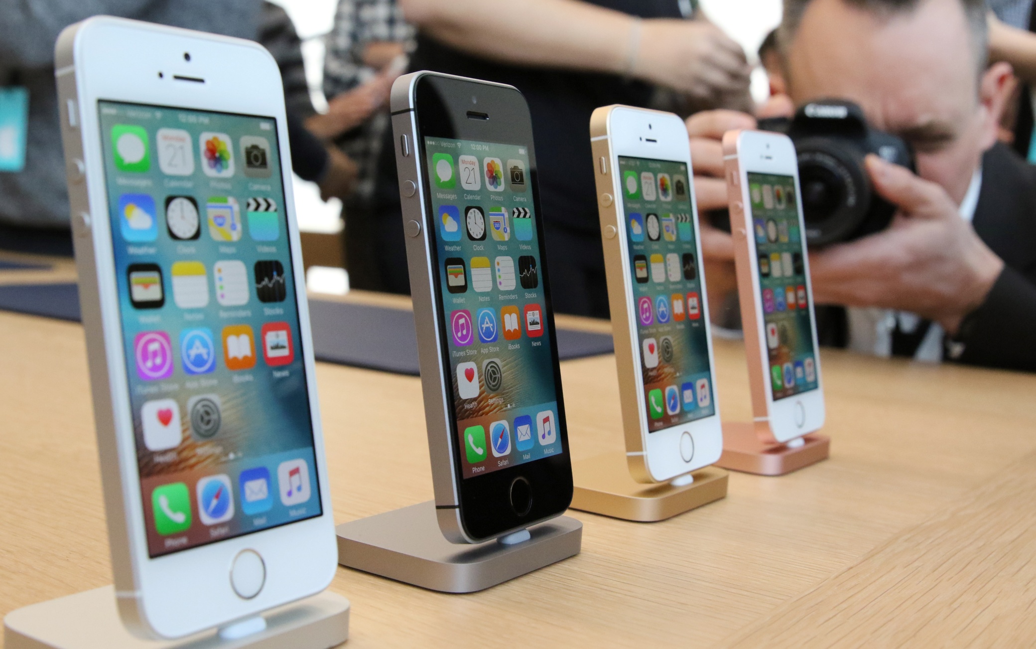 Apple, 15 anni fa il primo iPhone sul mercato negli Usa: tutti i ...