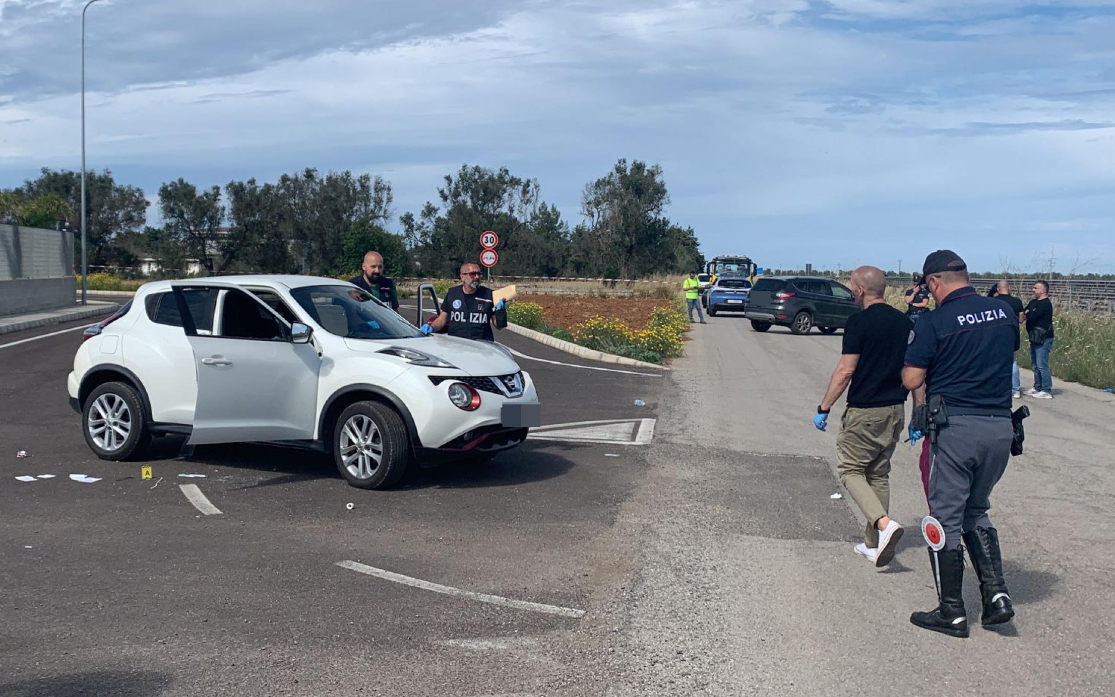 Brindisi, morta la donna ferita da un proiettile esploso dal cognato a ...