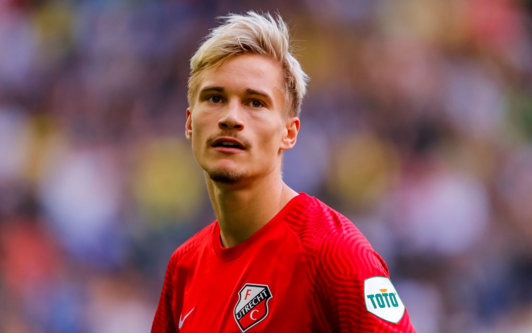 Chi è Pontus Almqvist, l'uomo in più del Lecce in questo avvio di ...