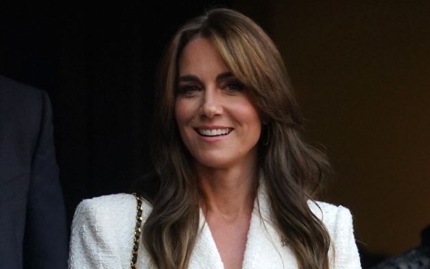 Kate Middleton Riappare In Pubblico Prima Uscita Dopo La Fine Delle