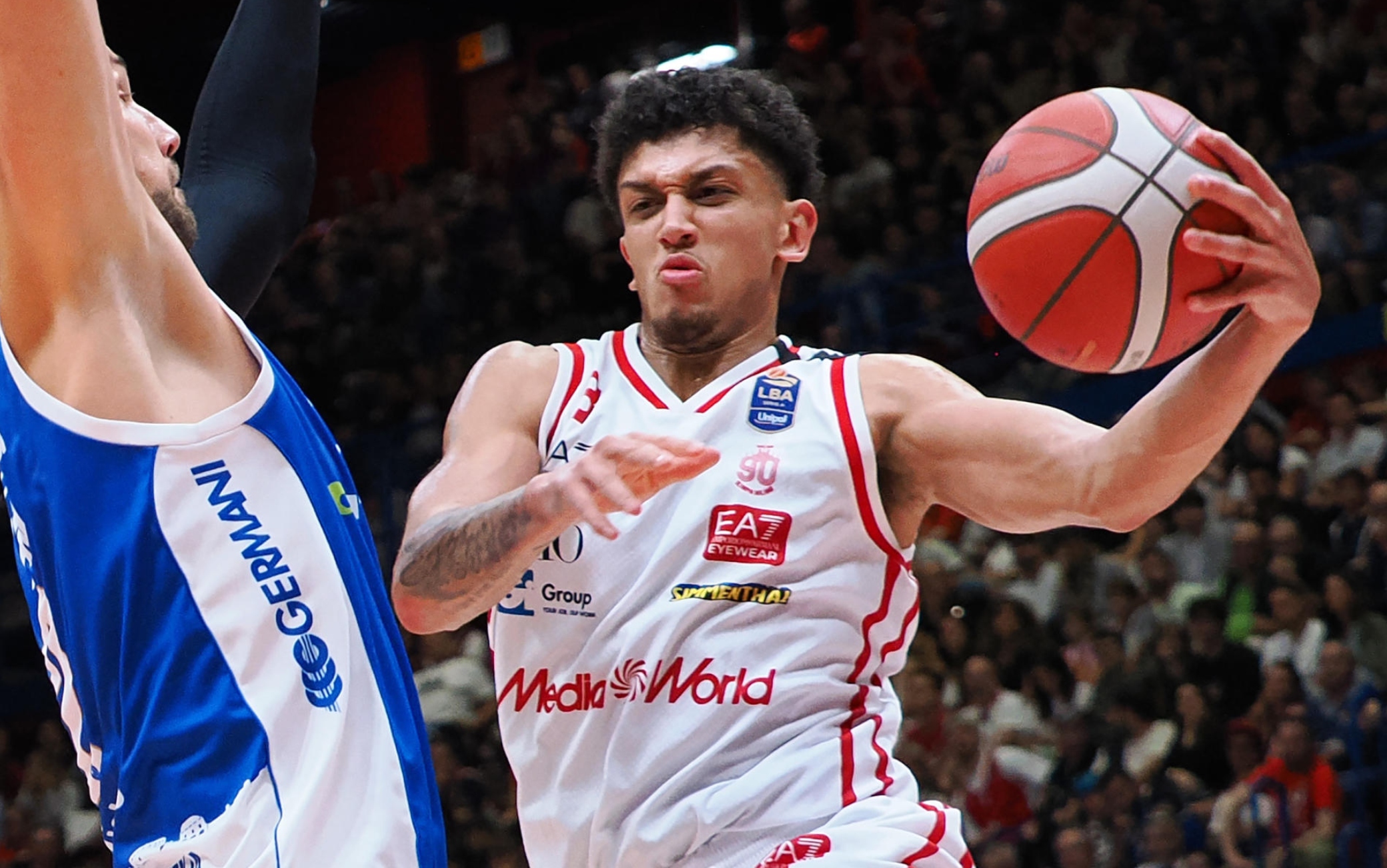 Giorgio Armani, 15 trofei vinti con l'Olimpia Milano: ultimo scudetto ...