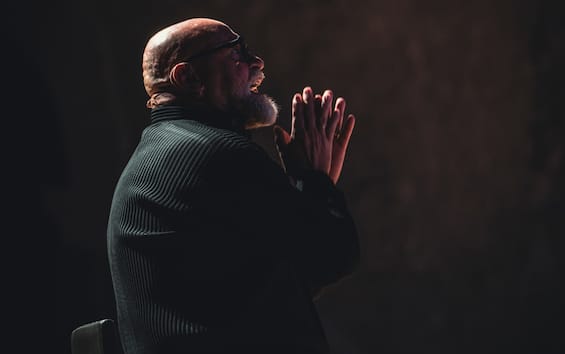Serse Cosmi, dalla panchina al palco: lo spettacolo dell'ex allenatore ... Serse Cosmi, dalla panchina al palco: lo spettacolo dell'ex allenatore ...