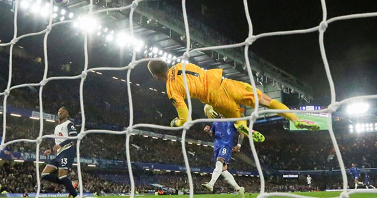 Chelsea Tottenham, il miracolo di Vicario su Sancho strappa applausi ...