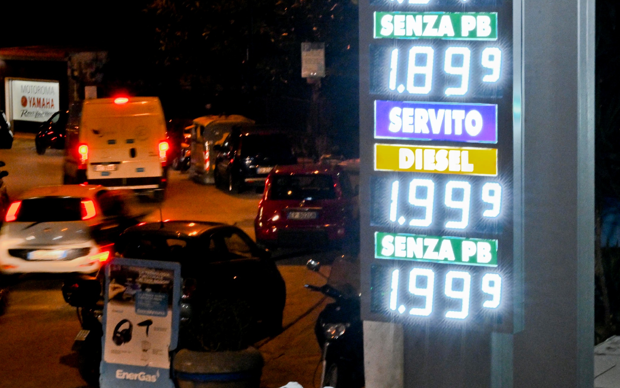 Bonus buoni benzina 200 euro prorogato a tutto il 2023: come funziona ...