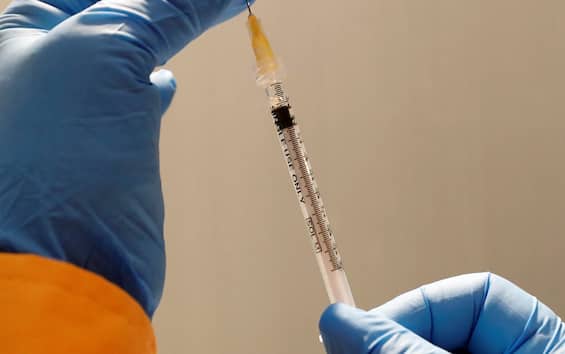 Science, Please: Covid e influenza, l'importanza dei vaccini | Sky TG24