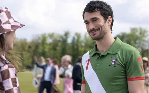 Emily in Paris 4, chi è Eugenio Franceschini l'attore che interpreta ...