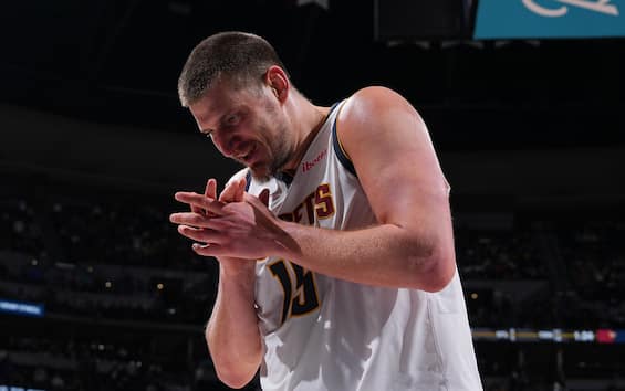 NBA, Jokic è da leggenda: tripla doppia e career high da 61 punti, ma Denver perde. VIDEO | Sky ...
