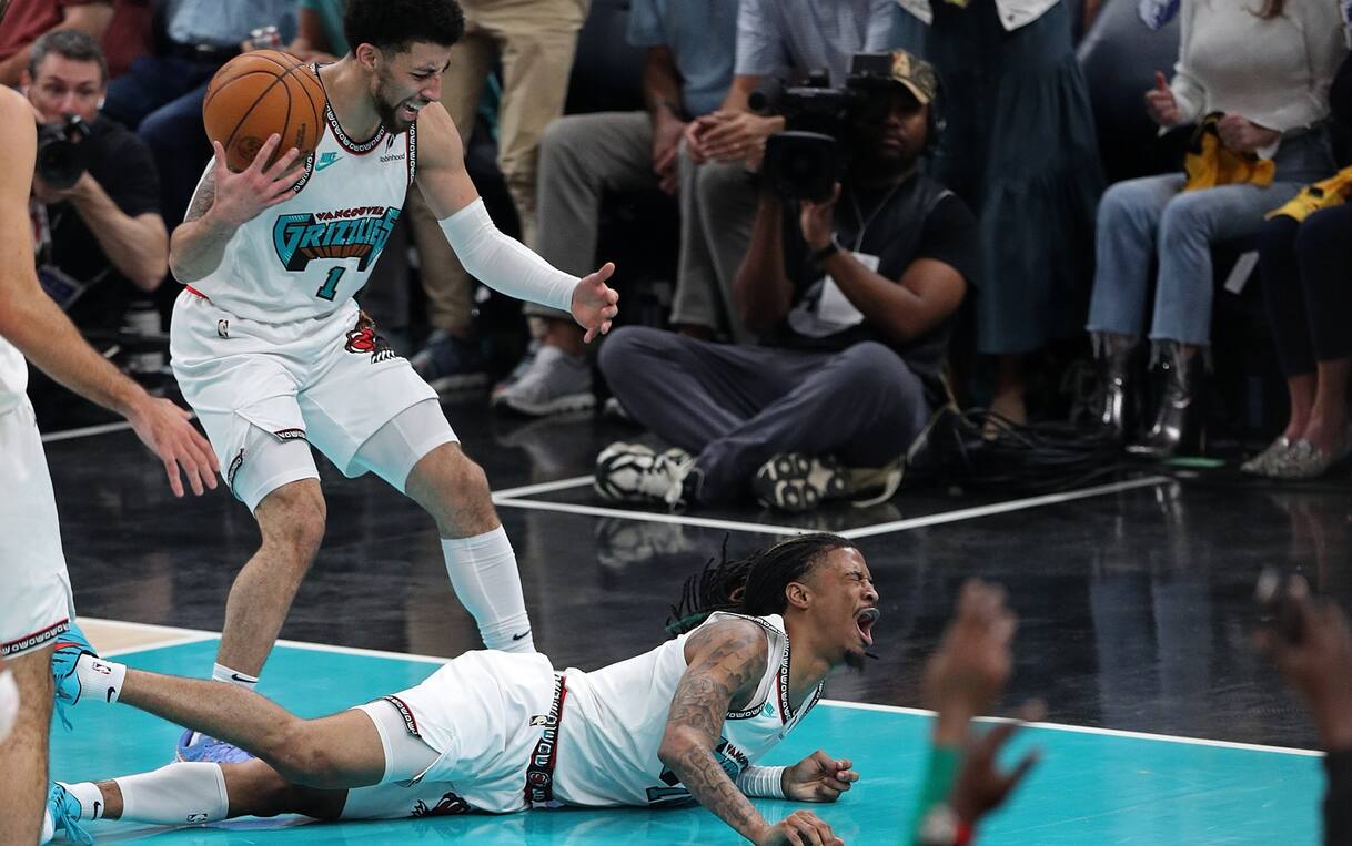 NBA, Morant cade, si fa male e abbandona gara-3: Memphis crolla e perde ...