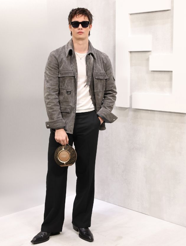 Moda, le star alle sfilate maschili, da Marco Mengoni da Fendi a ...