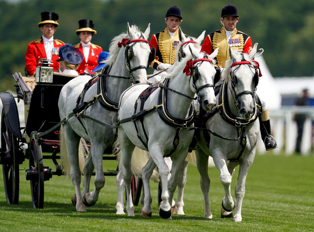 Royal Ascot 2024, re Carlo III e Camilla all'evento ippico più atteso ...