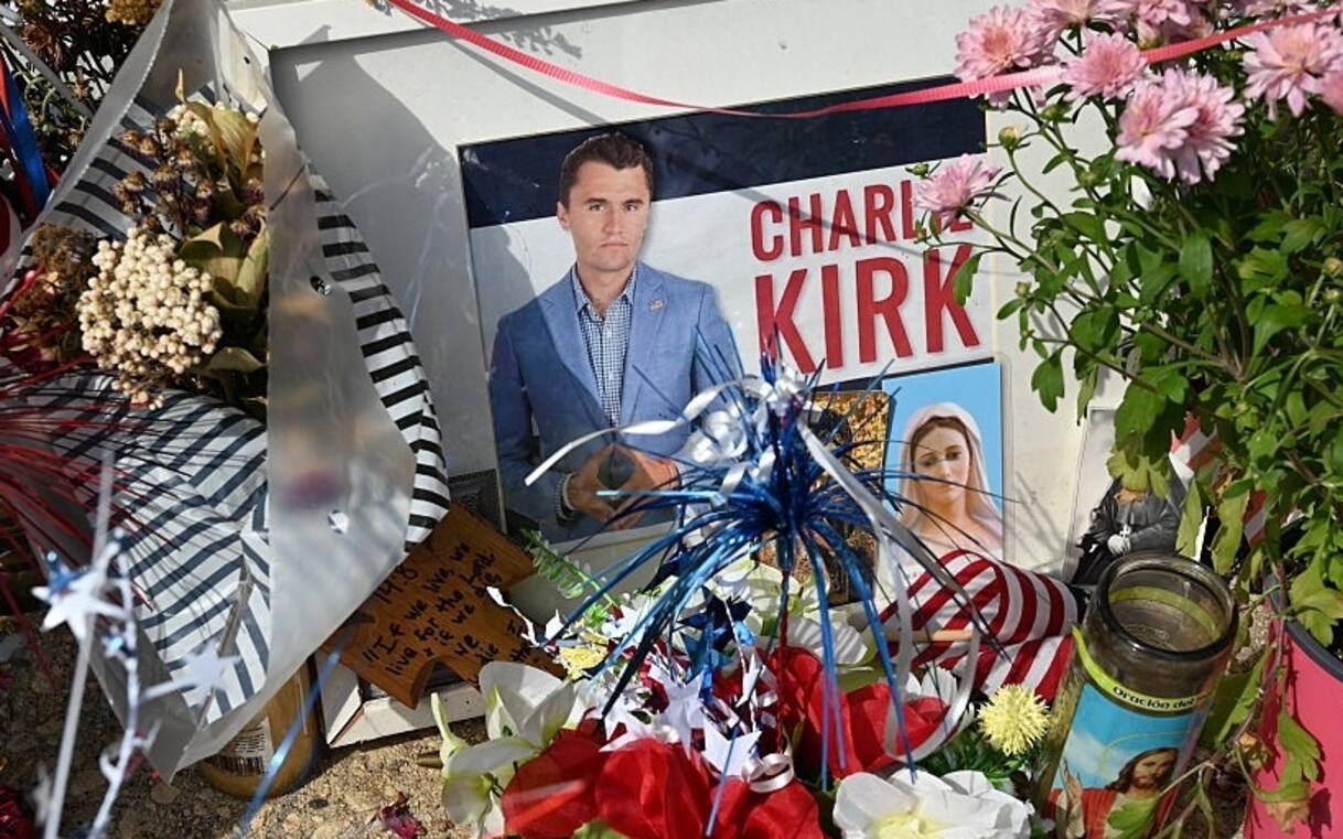 Usa, visti revocati agli stranieri che hanno deriso la morte di Charlie ...
