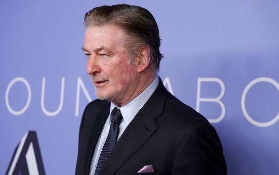 Alec Baldwin accusato di aver 'mentito palesemente' per la sparatoria ...