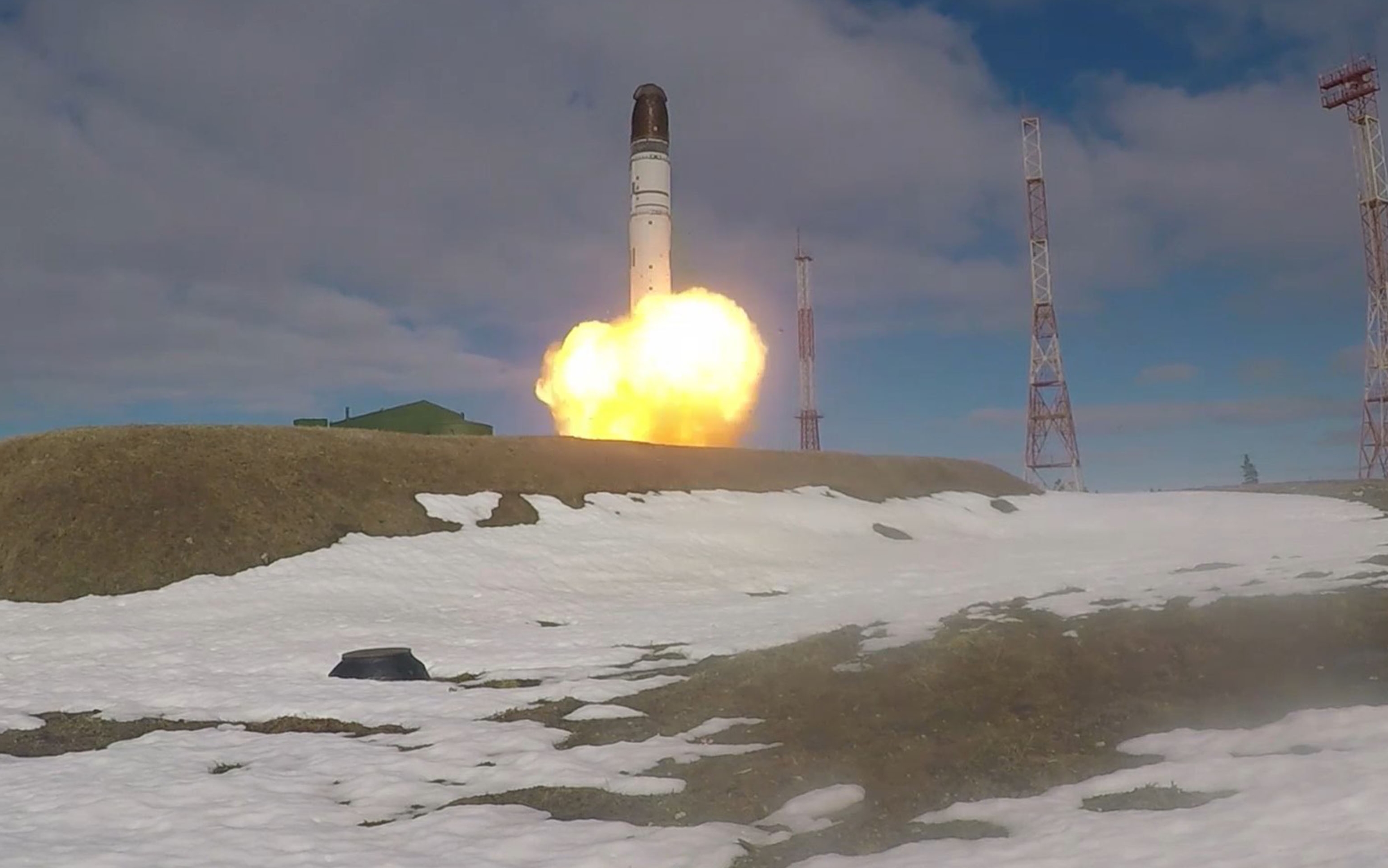 Missile balistico intercontinentale, cos'è l'ICBM lanciato dalla Russia ...