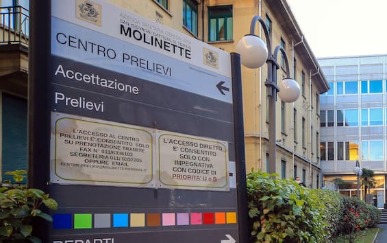 Torino, asportato tumore ovarico di 70 chili alle Molinette | Sky TG24