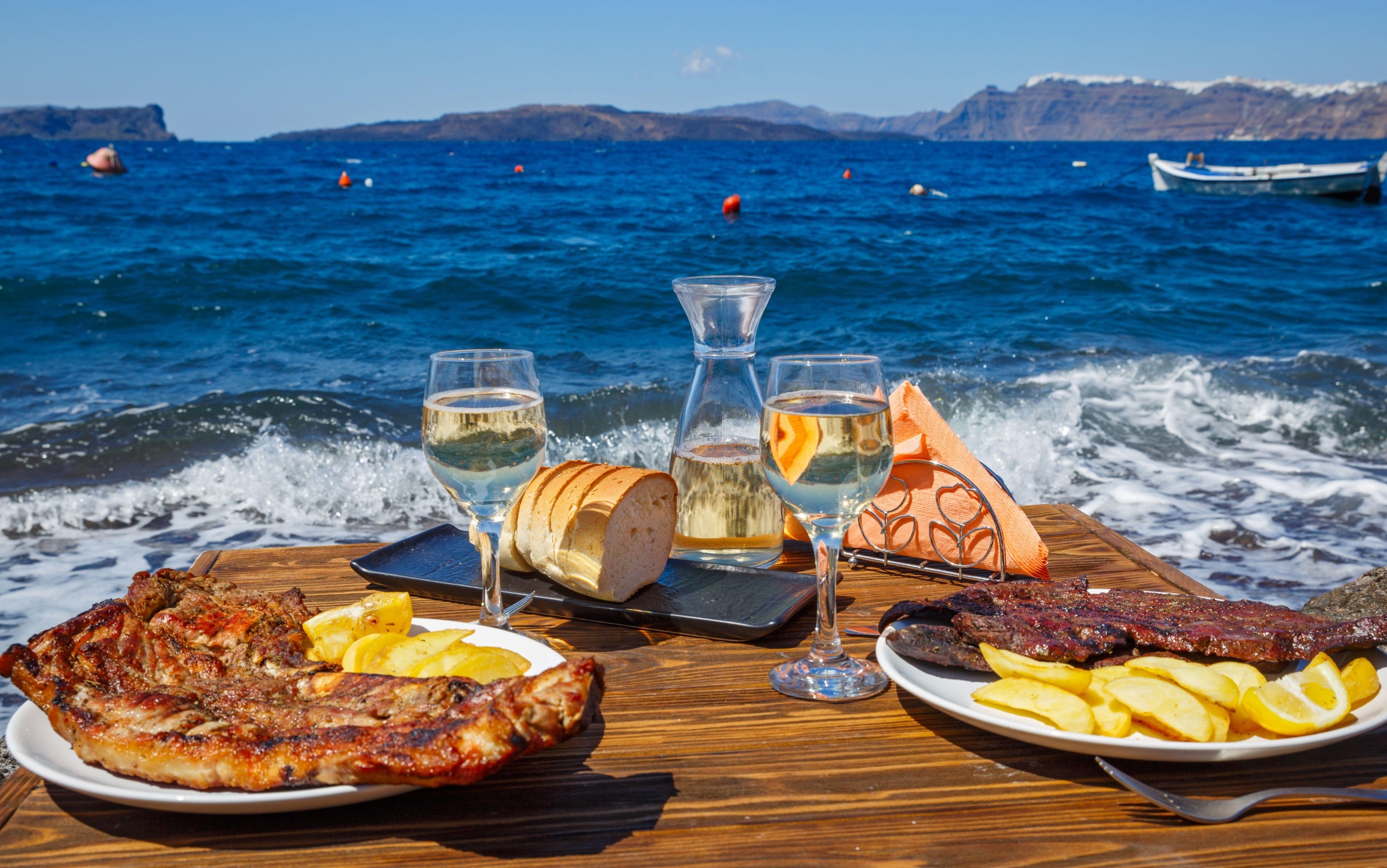 Cibo da casa proibito, ecco dove non si può mangiare in spiaggia | Sky TG24