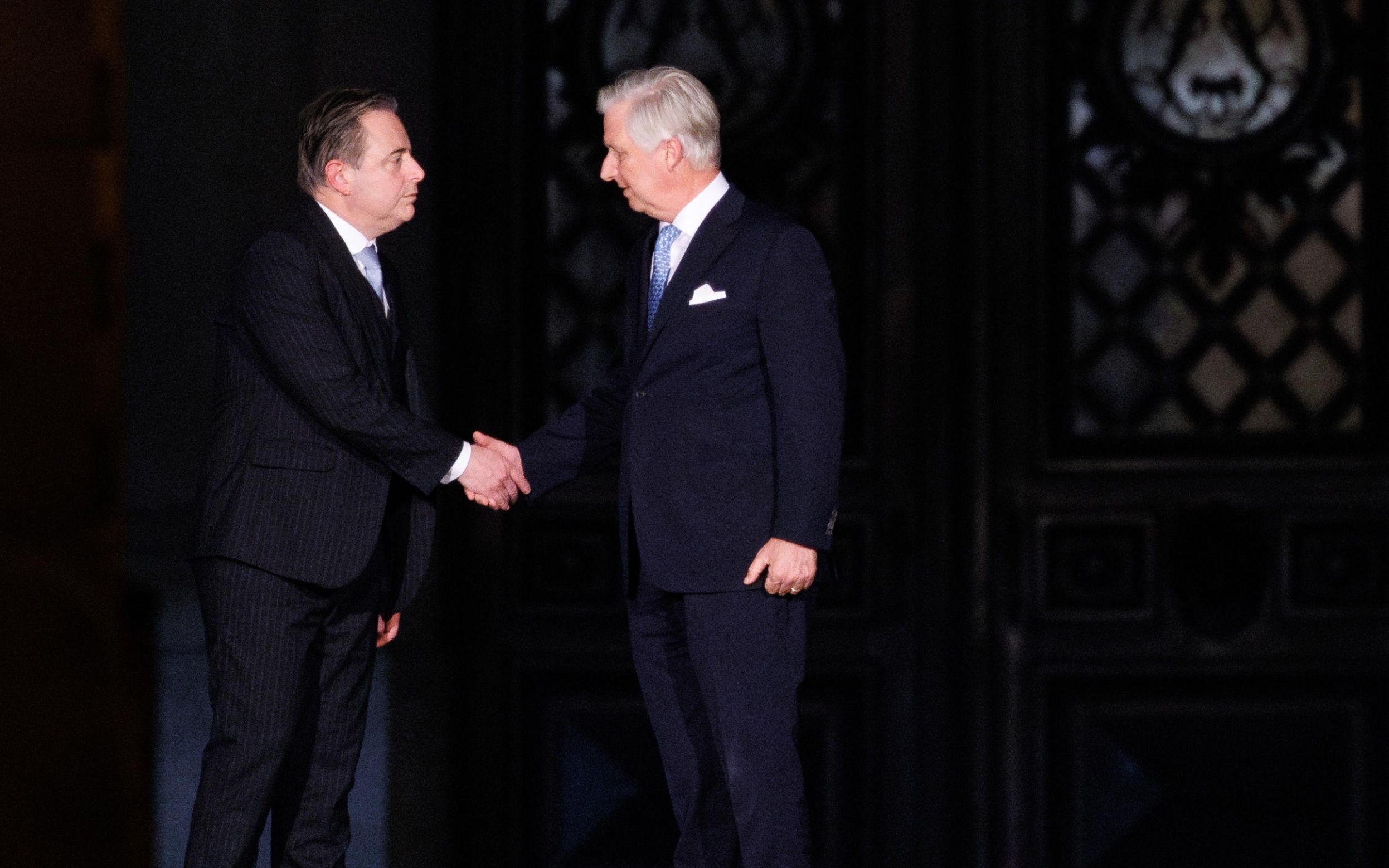 Belgio, nuovo Governo: Bart De Wever presta giuramento come Primo ...