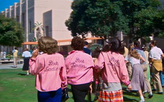Grease: Rise of the Pink Ladies, la prima foto ufficiale della serie tv