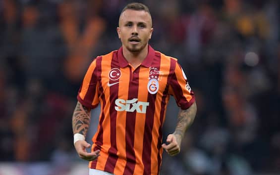 Roma, Angelino attende il via libera: prima serve un'uscita | Sky Sport