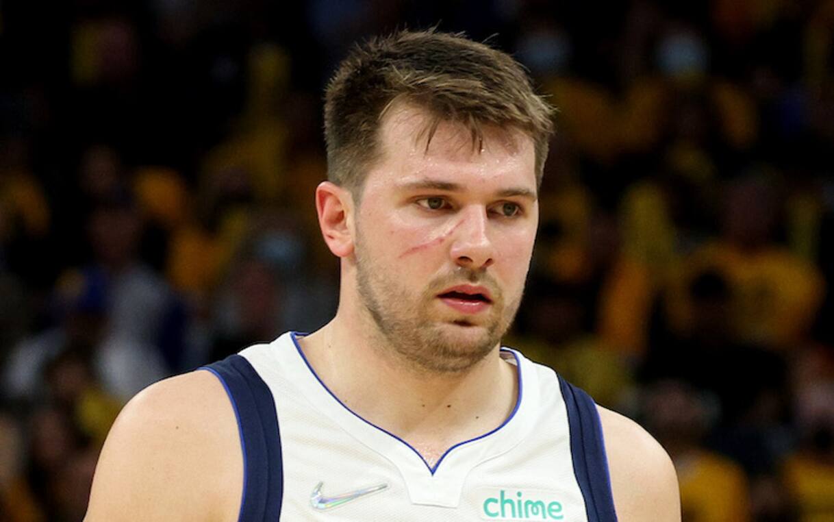 Playoff NBA, la serataccia di Luka Doncic: graffio in faccia e una gara ...