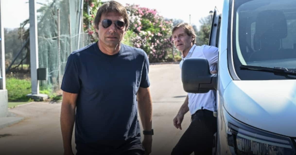Antonio Conte, le prime foto con il kit di allenamento del Napoli. FOTO ...