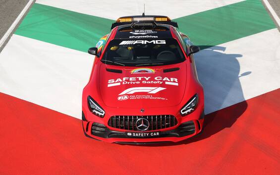 Formula 1, GP di Toscana: la Safety Car diventa rossa in onore della ...