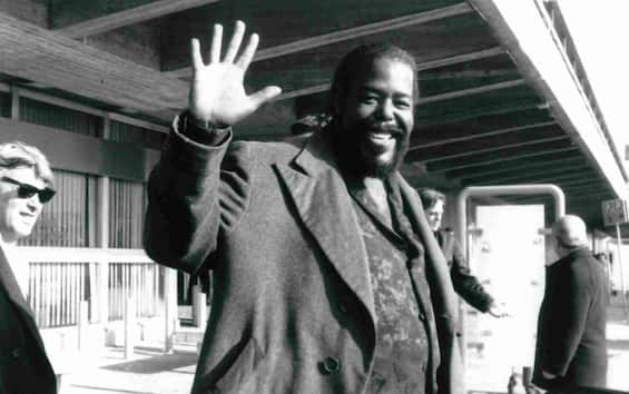 Barry White, storia della leggenda del soul e del pop | Sky TG24