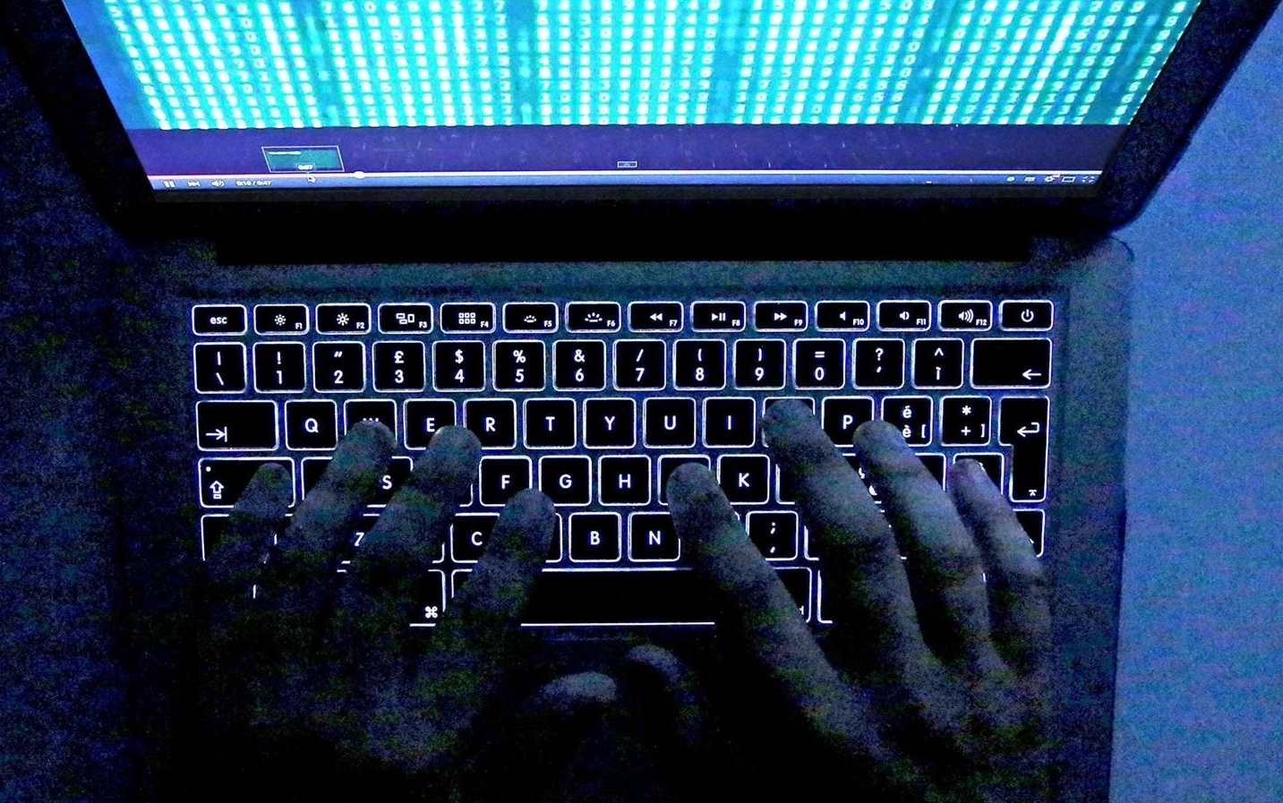 Chi è Carmelo Miano, hacker di Gela arrestato per aver violato server ...