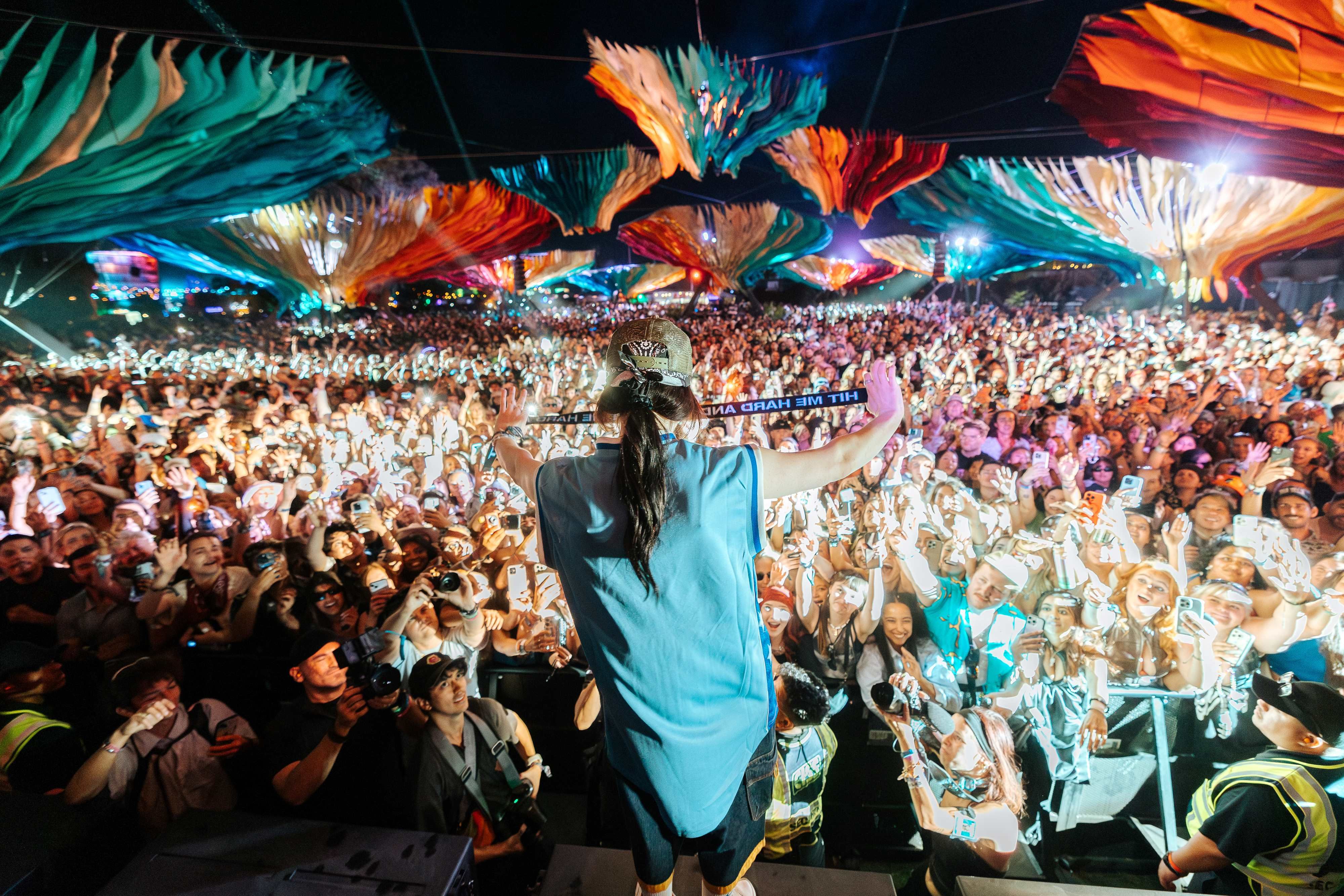 Coachella 2024, Billie Eilish annuncia un party a sorpresa e fa sentire ...