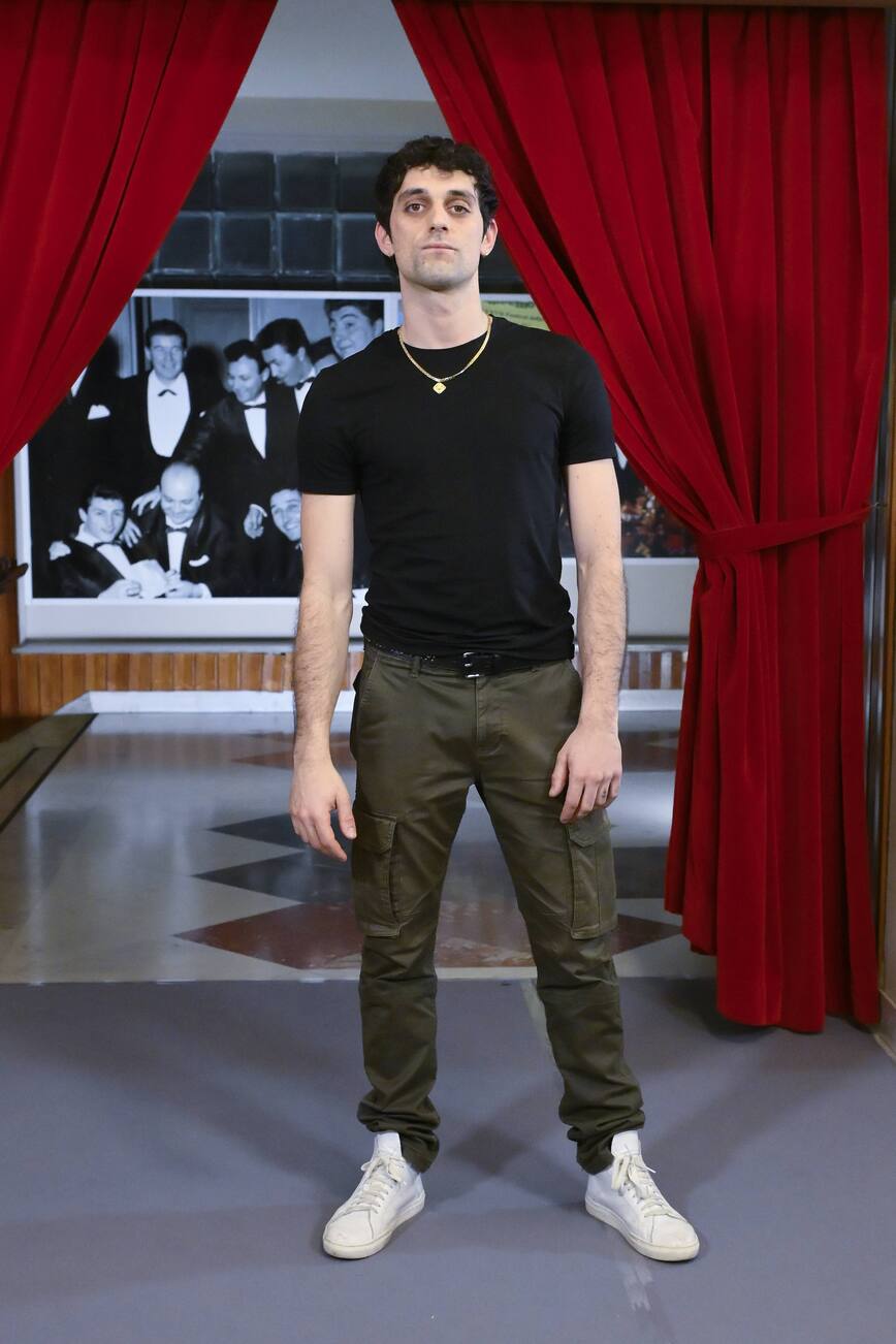 Chi è Bresh, per la prima volta a Sanremo 2025 con la canzone La tana ...