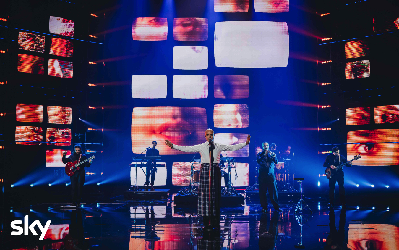 X Factor 2024, i video dei primi Live show, da Lorenzo a Danielle I Sky ...