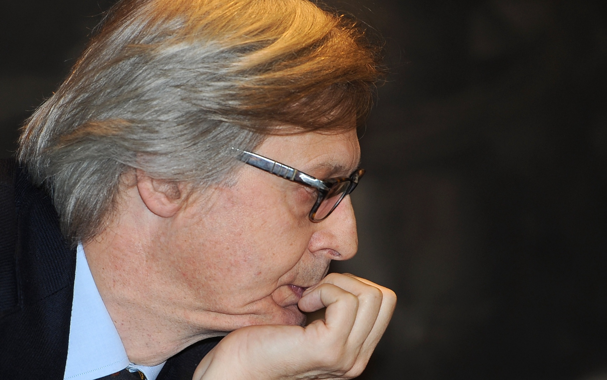 Vittorio Sgarbi indagato per riciclaggio di beni culturali dalla ...