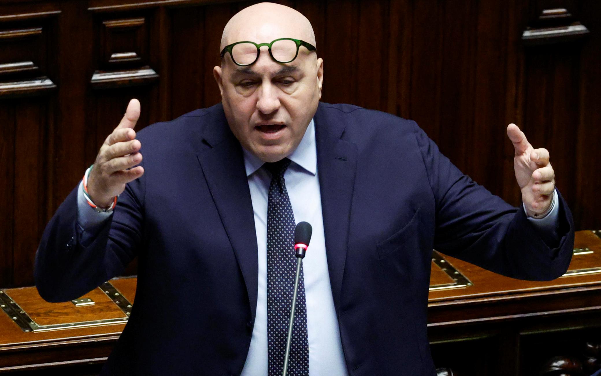 Guerra Ucraina, Crosetto alla Camera: 'Italia conferma aiuti militari a ...