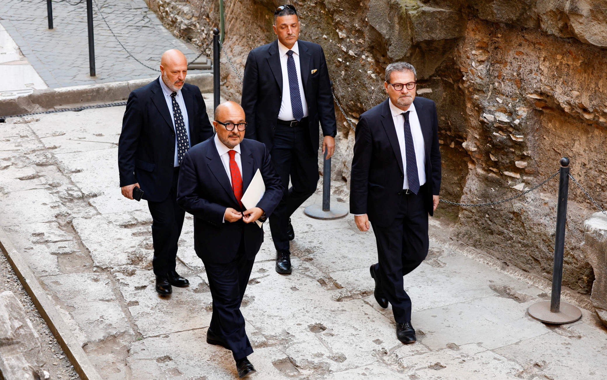 Giubileo Roma 2025, durante gli scavi a piazza Pia scoperta una ...