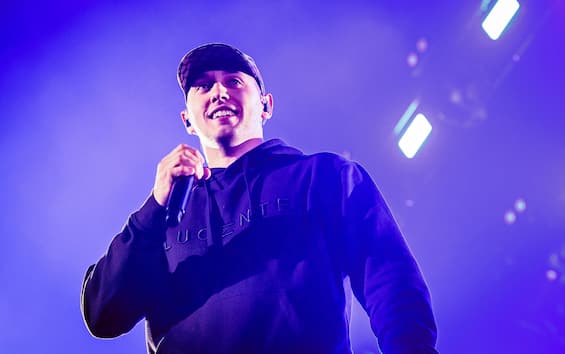 Massimo Pericolo ha annunciato il suo nuovo album