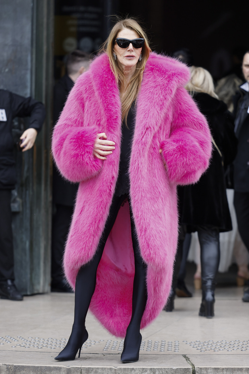 Chi è Anna Dello Russo, conduttrice del DopoFestival di Sanremo 2025 ...