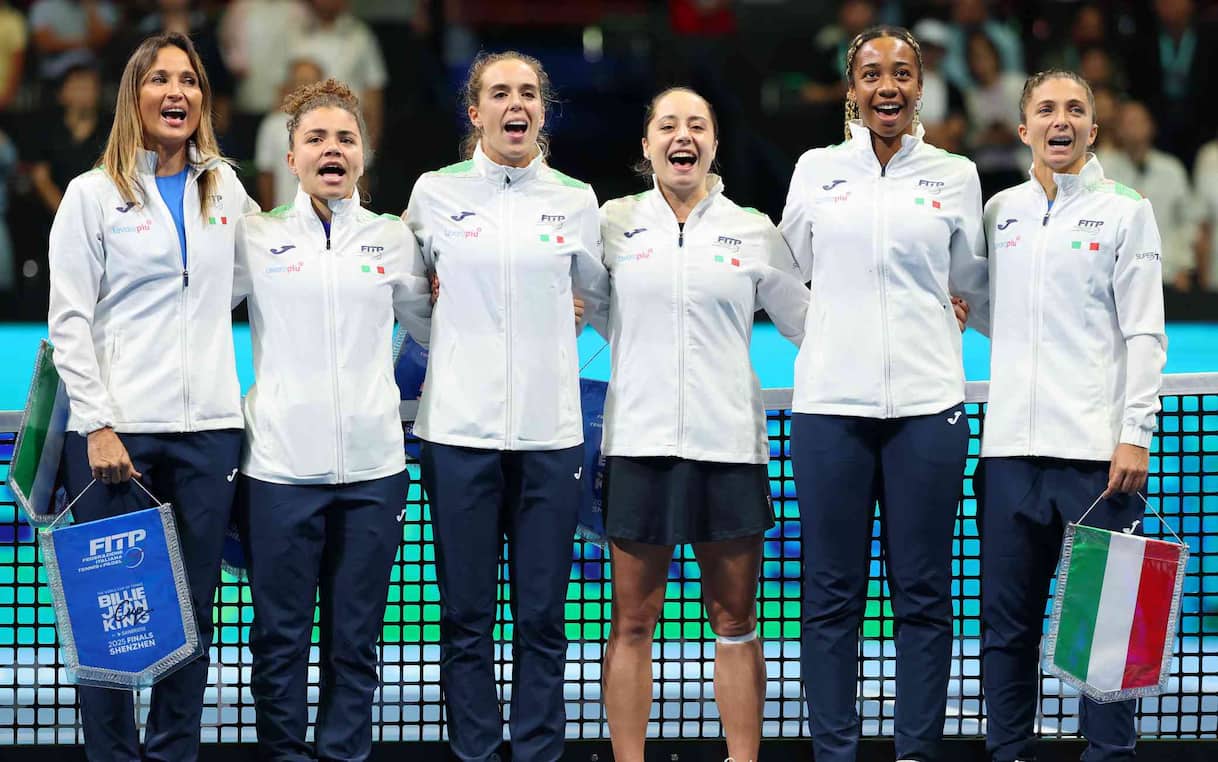 Tennis, Billie Jean King Cup: l'Italia batte gli Usa e trionfa | Sky TG24
